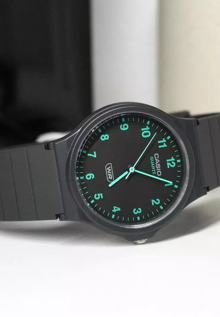 CASIO MQ-24B-8B - Sat Trade